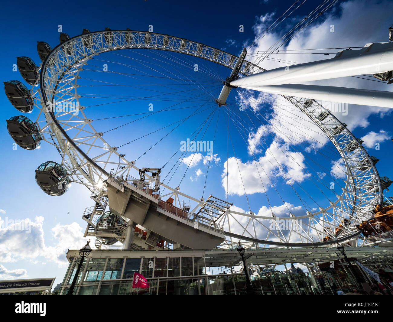 London ferris wheel hi-res stock photography and images - Alamy