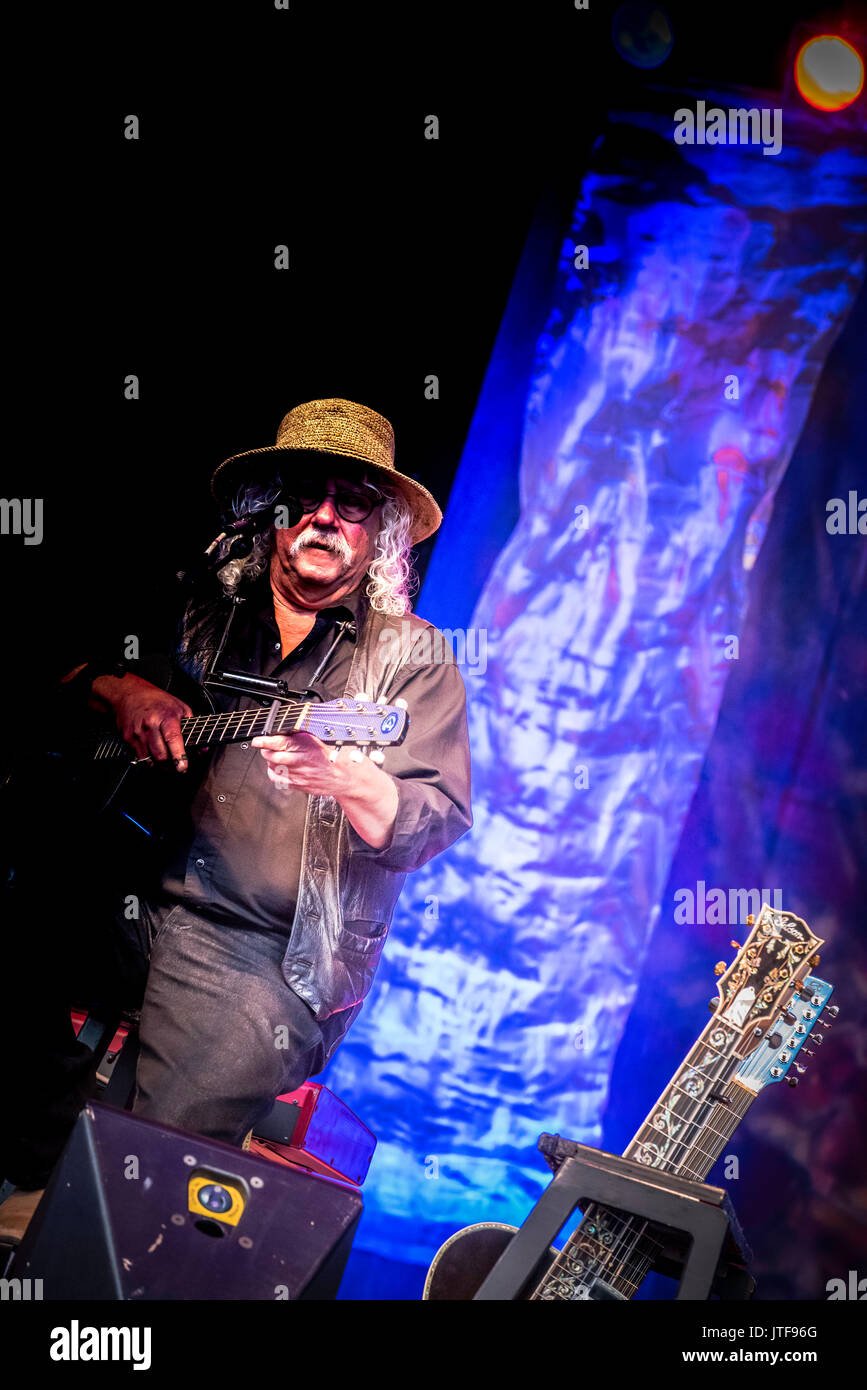 Sarah lee guthrie hi-res stock photography and images - Alamy
