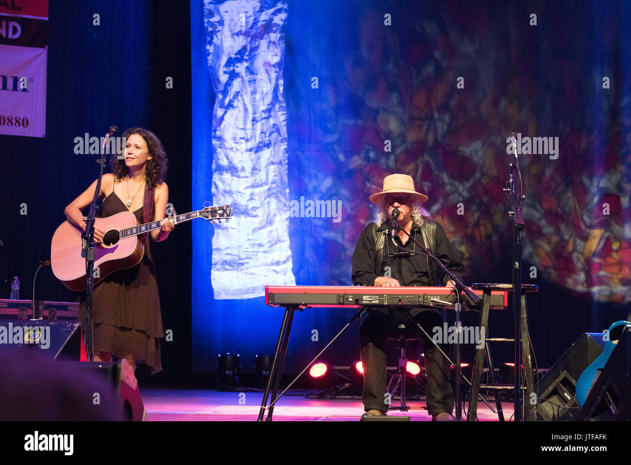 Sarah lee guthrie hi-res stock photography and images - Alamy