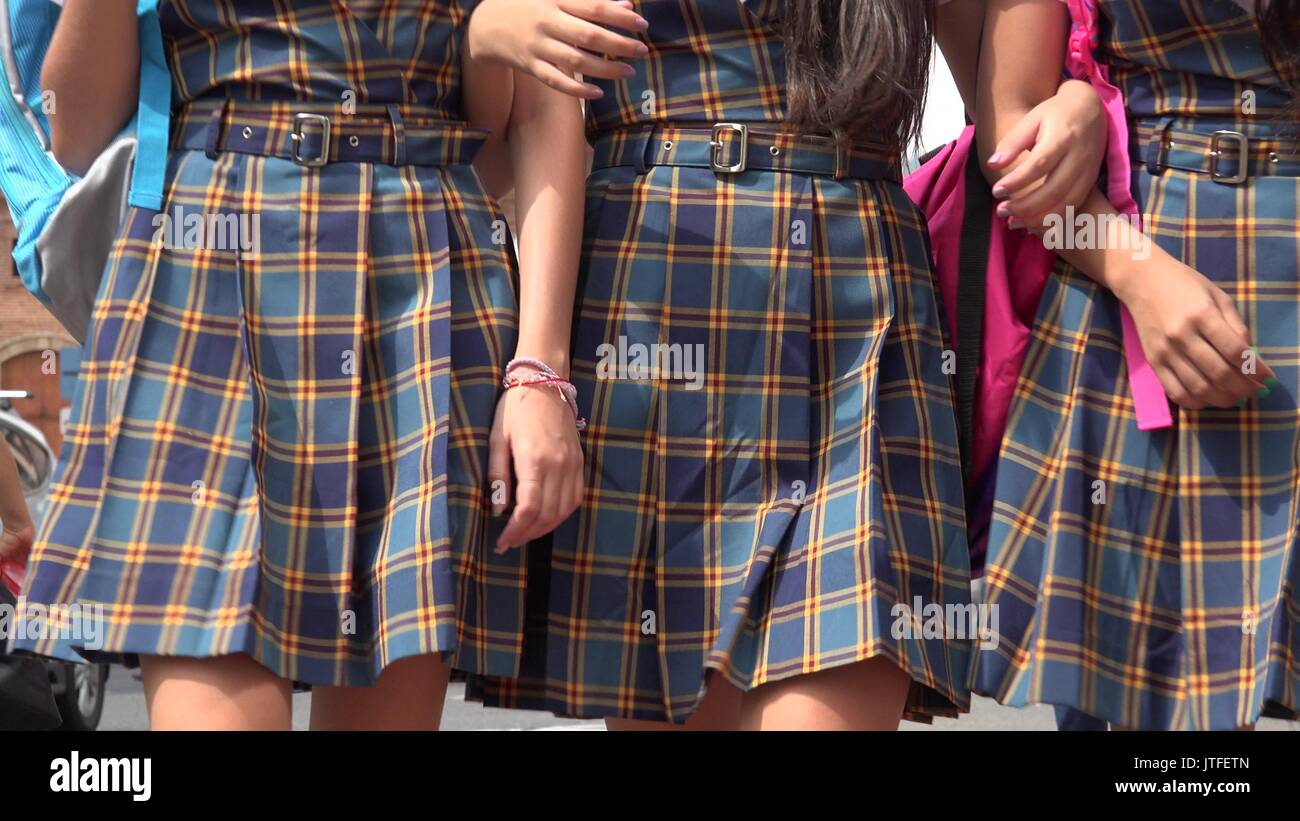 Girls wearing uniforms hi-res stock photography and images - Alamy