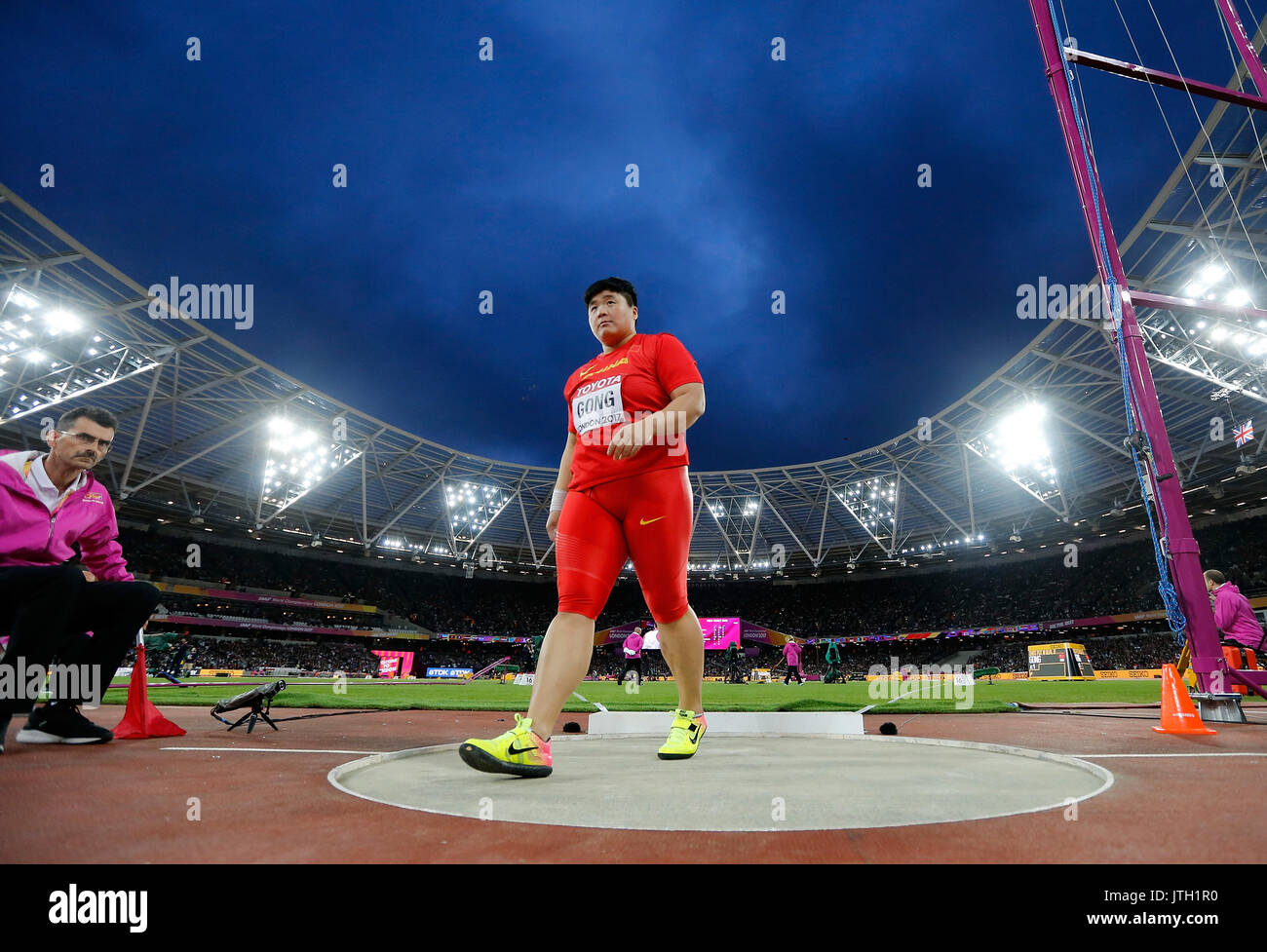London, Britain. 8th Aug, 2017. Gong Lijiao of China competes during ...