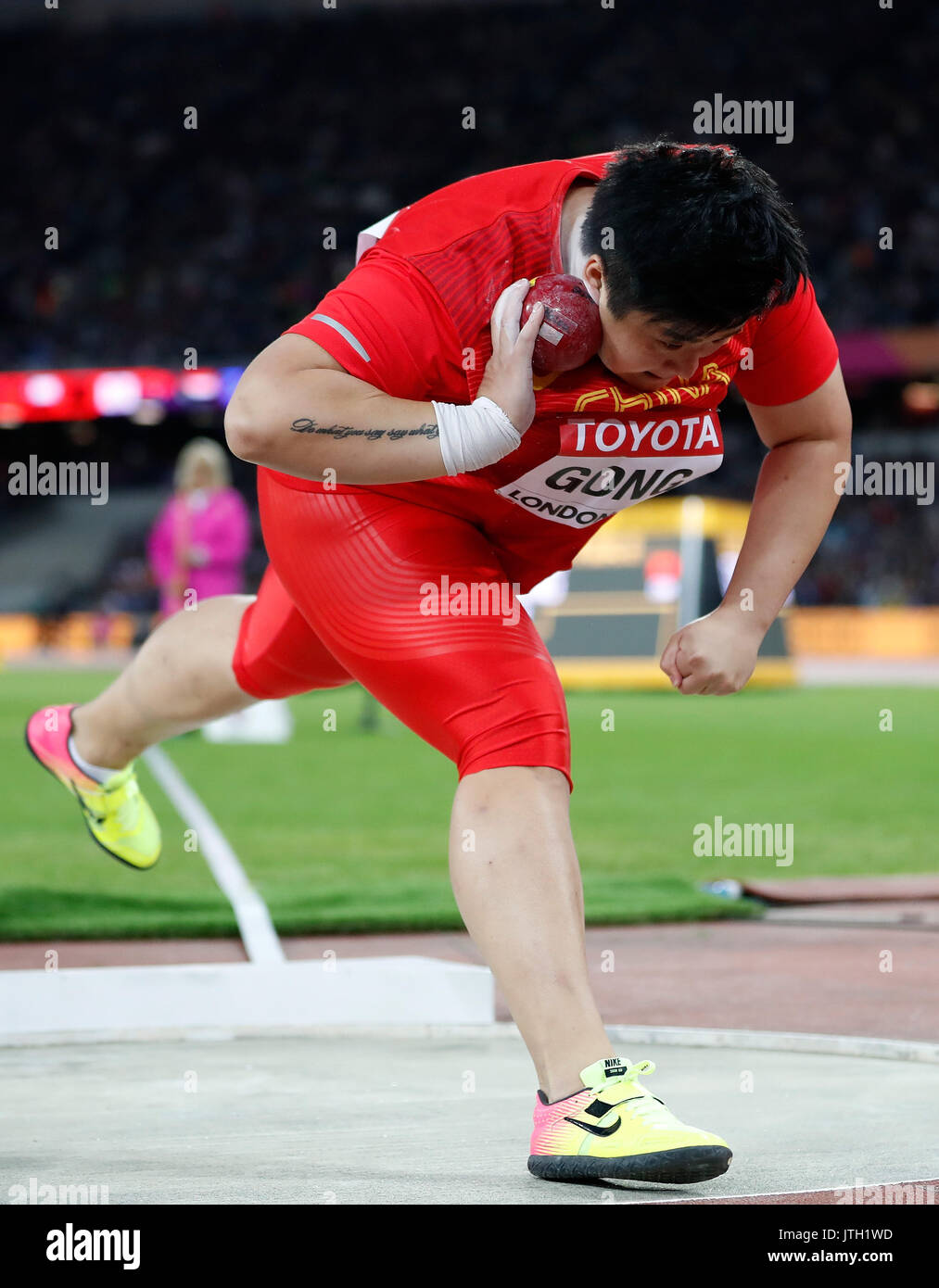 London, Britain. 8th Aug, 2017. Gong Lijiao of China competes during ...