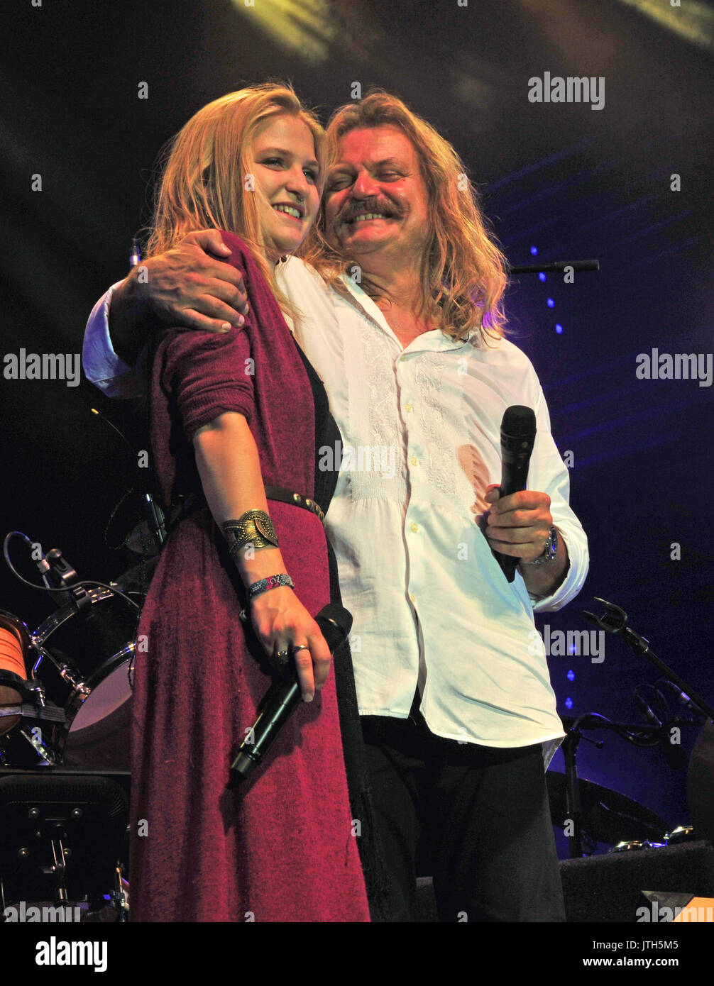 Julia mandoki hi-res stock photography and images - Alamy