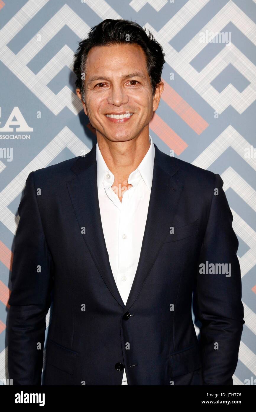 Benjamin bratt red carpet hi-res stock photography and images - Alamy