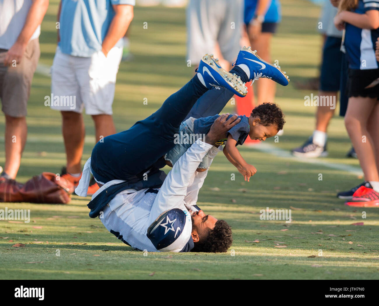 Ezekiel elliot dallas cowboys hi-res stock photography and images - Alamy