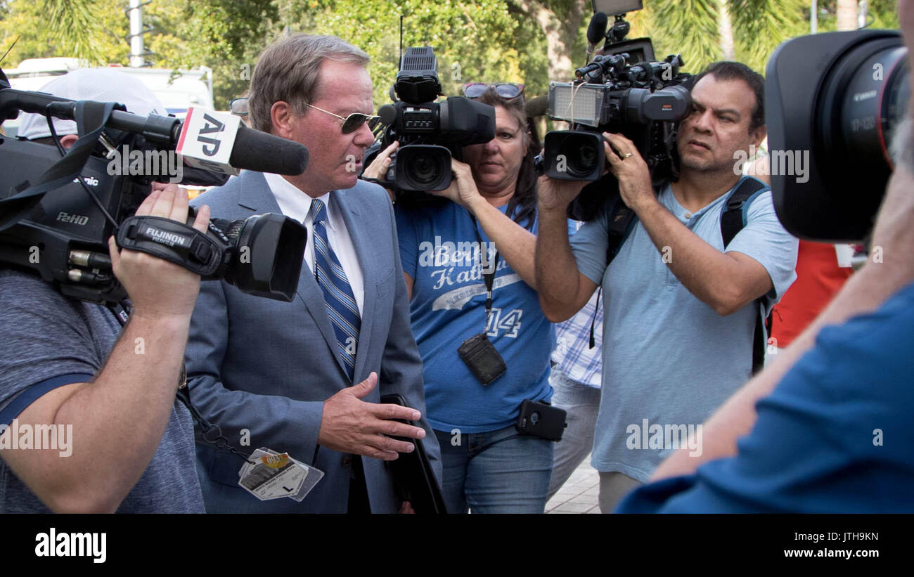 Palm beach county courthouse hi-res stock photography and images - Alamy