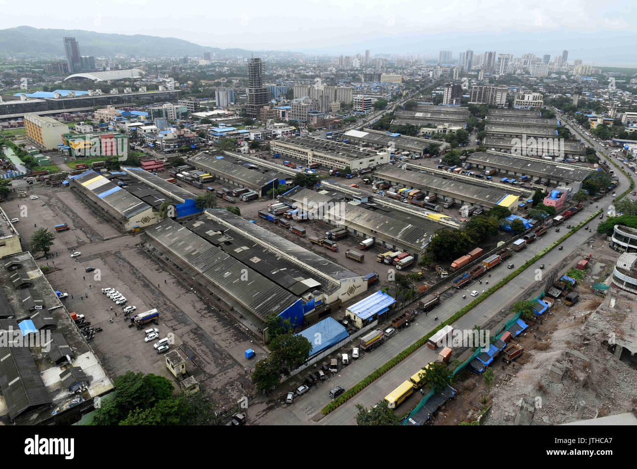 NAVI Mumbai, India. 9th August, 2017. APMC market was closed due to ...