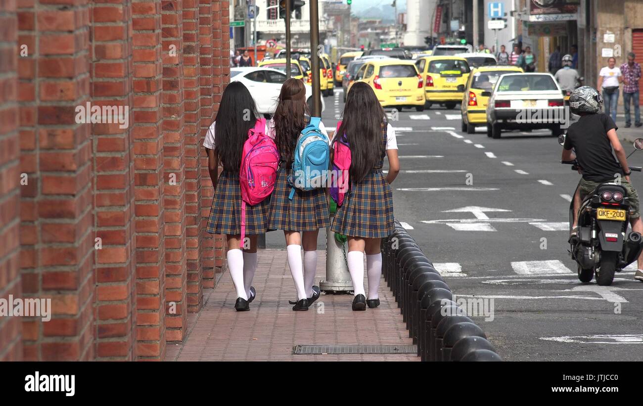 Girls school pupils back high school hi-res stock photography and ...