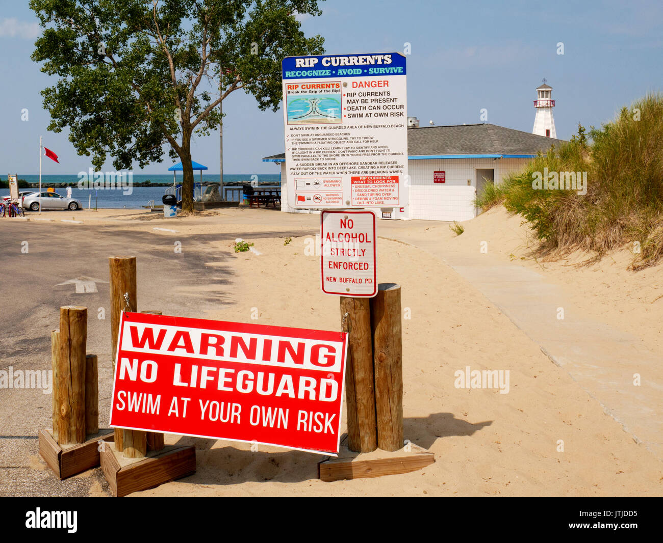 Buffalo warning sign hi-res stock photography and images - Alamy