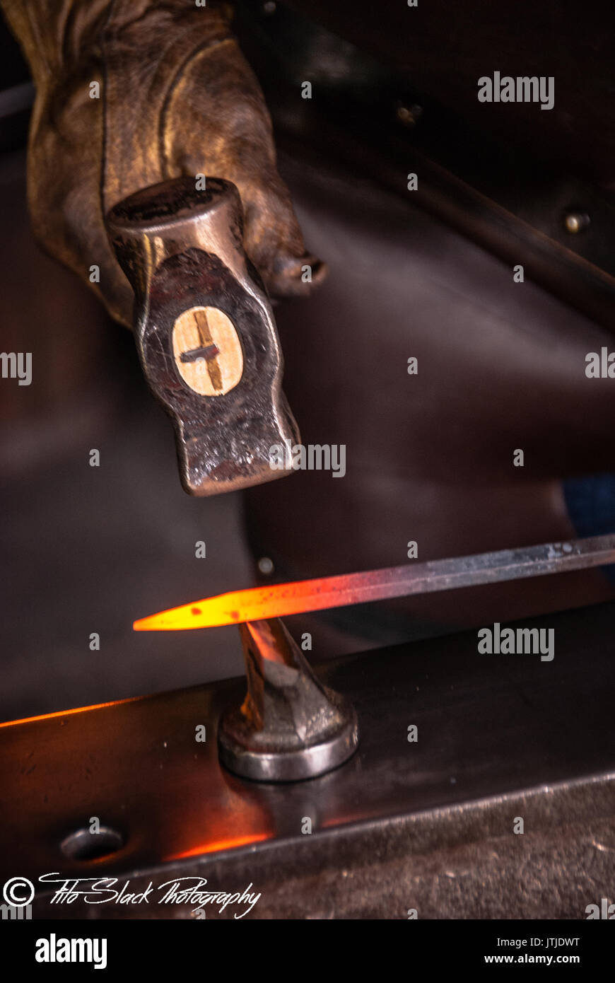 Glowing sword hi-res stock photography and images - Alamy