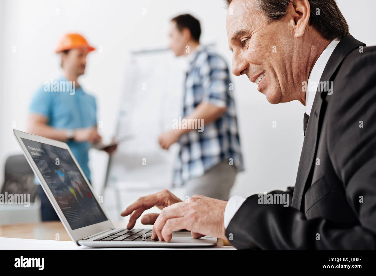 Selective browser hi-res stock photography and images - Alamy