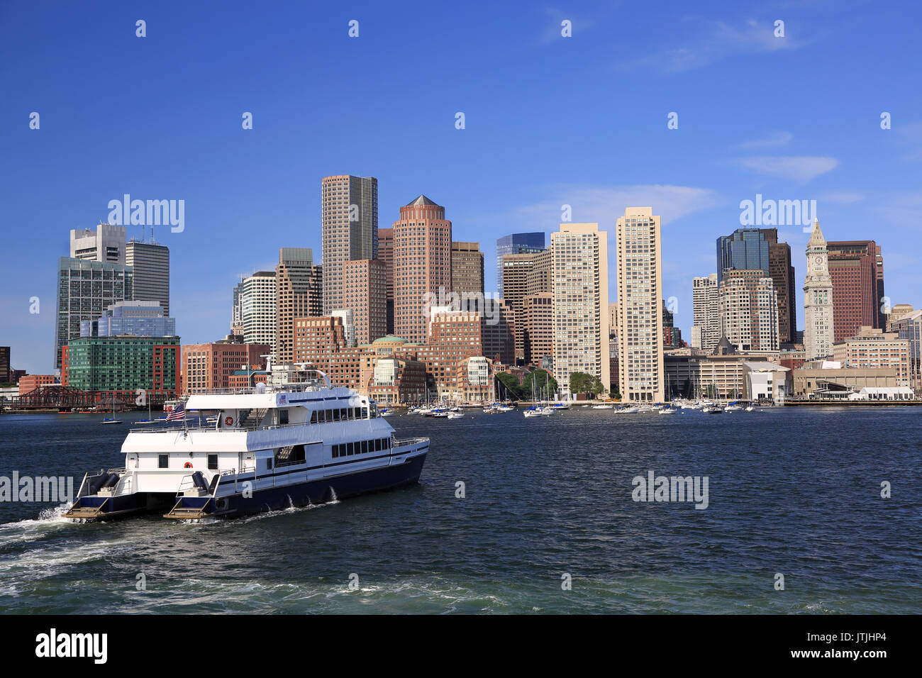 Boston harbor cruise hi-res stock photography and images - Alamy