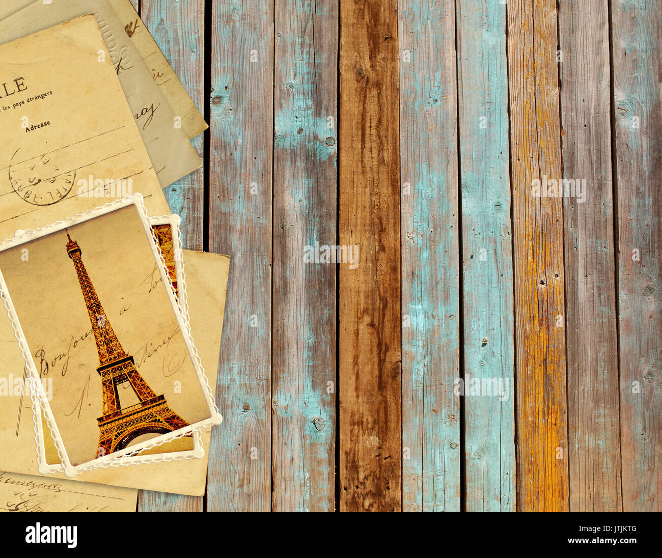 Paris vintage cards hi-res stock photography and images - Alamy