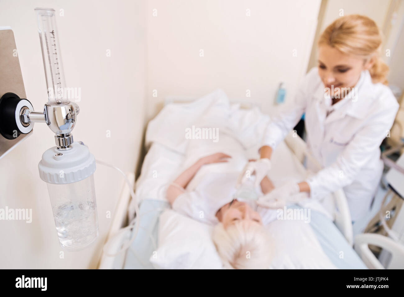 Medical procedure medic hi-res stock photography and images - Alamy