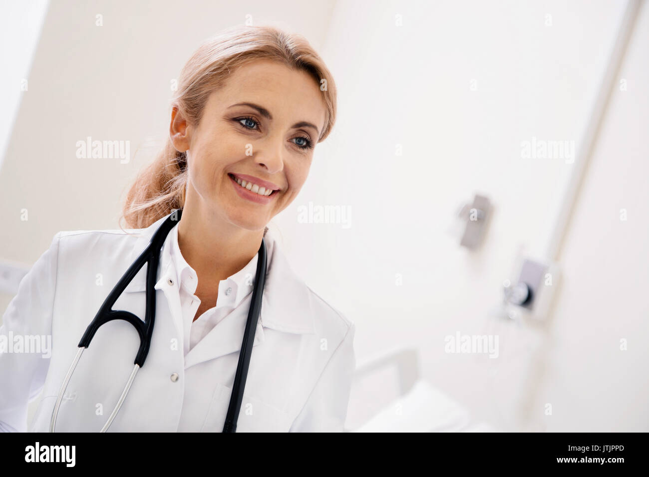 Medicine expert work hi-res stock photography and images - Alamy
