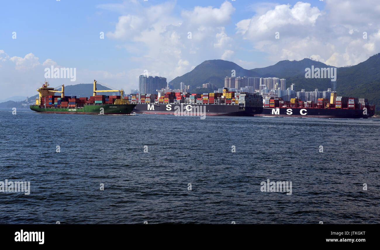 China, Hong Kong, Shipping, Container Ship Traffic Stock Photo - Alamy
