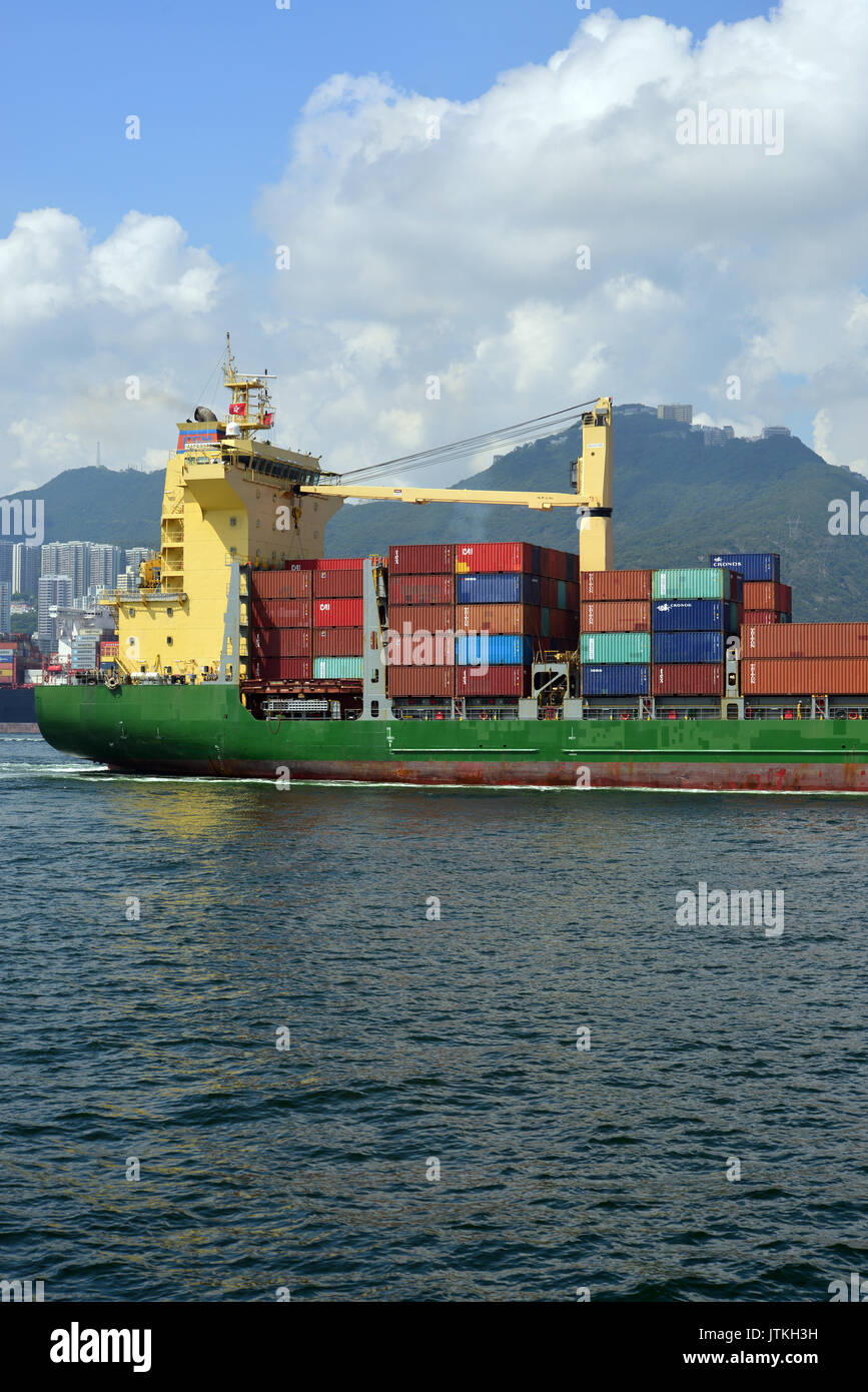 China, Hong Kong, Shipping, Container Ship Traffic Stock Photo - Alamy