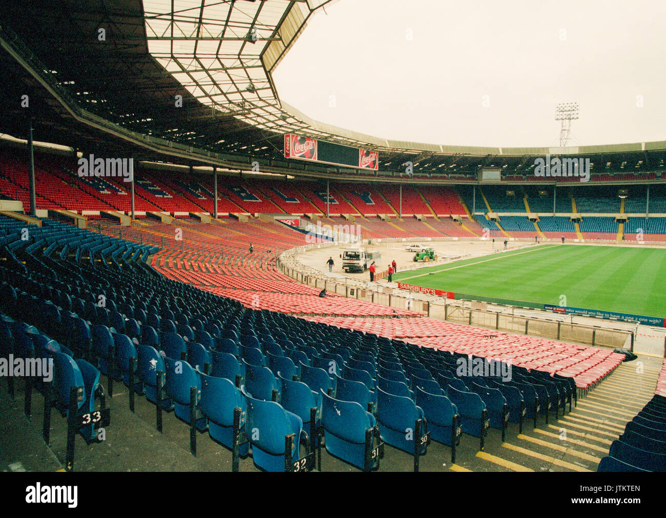 Rare stock photos of the interior of the old Wembley Stadium (Twin ...