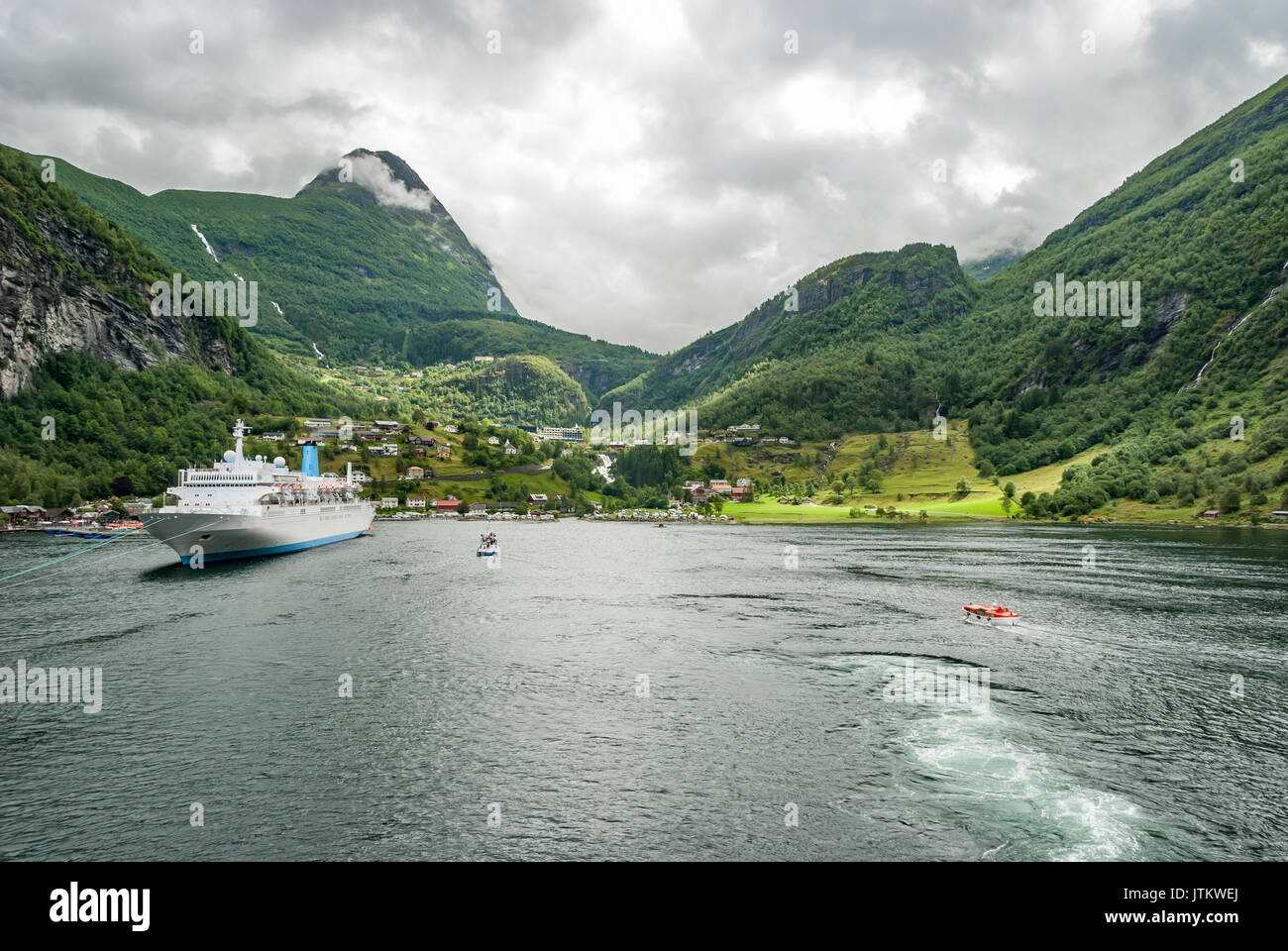 Geiranger village hi-res stock photography and images - Alamy