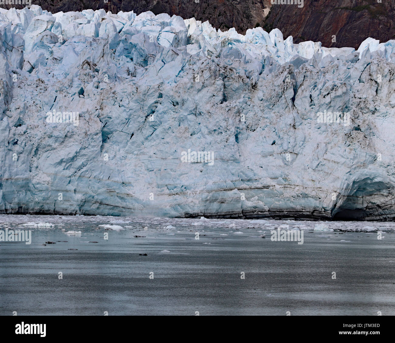 Glaciers calving hi-res stock photography and images - Alamy