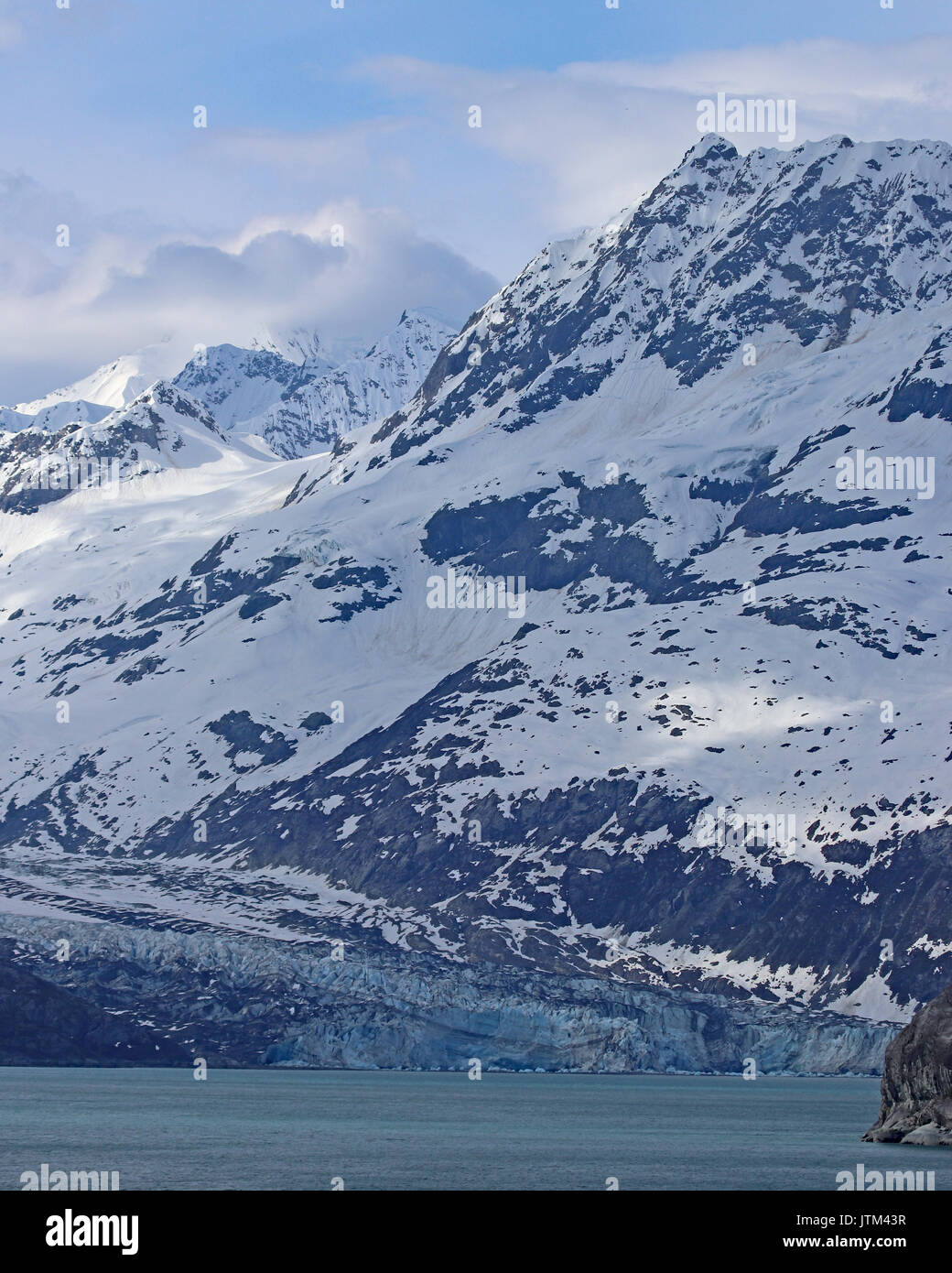 Alaska snow hi-res stock photography and images - Alamy