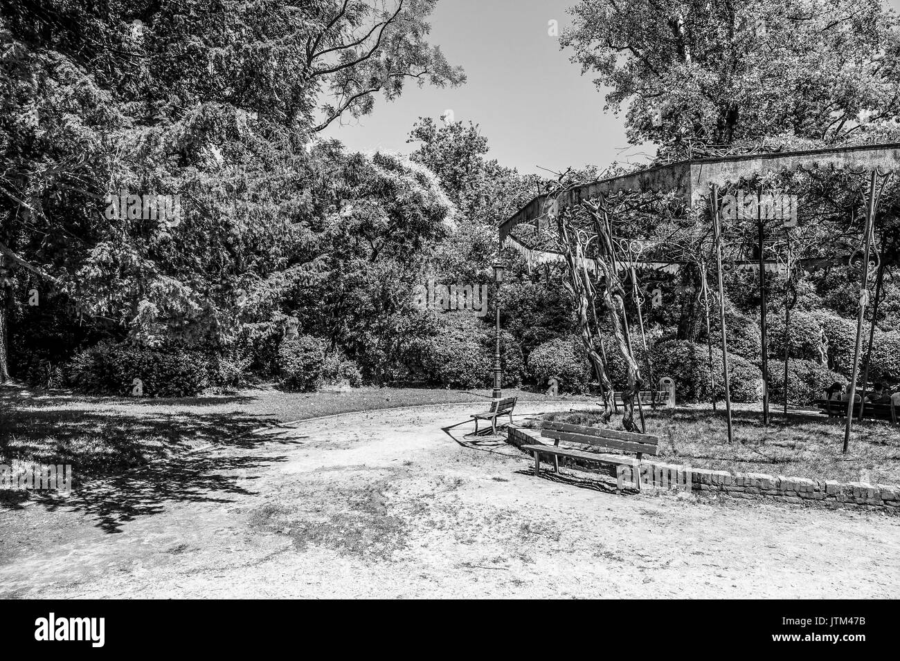 Giardino italy Black and White Stock Photos & Images - Alamy