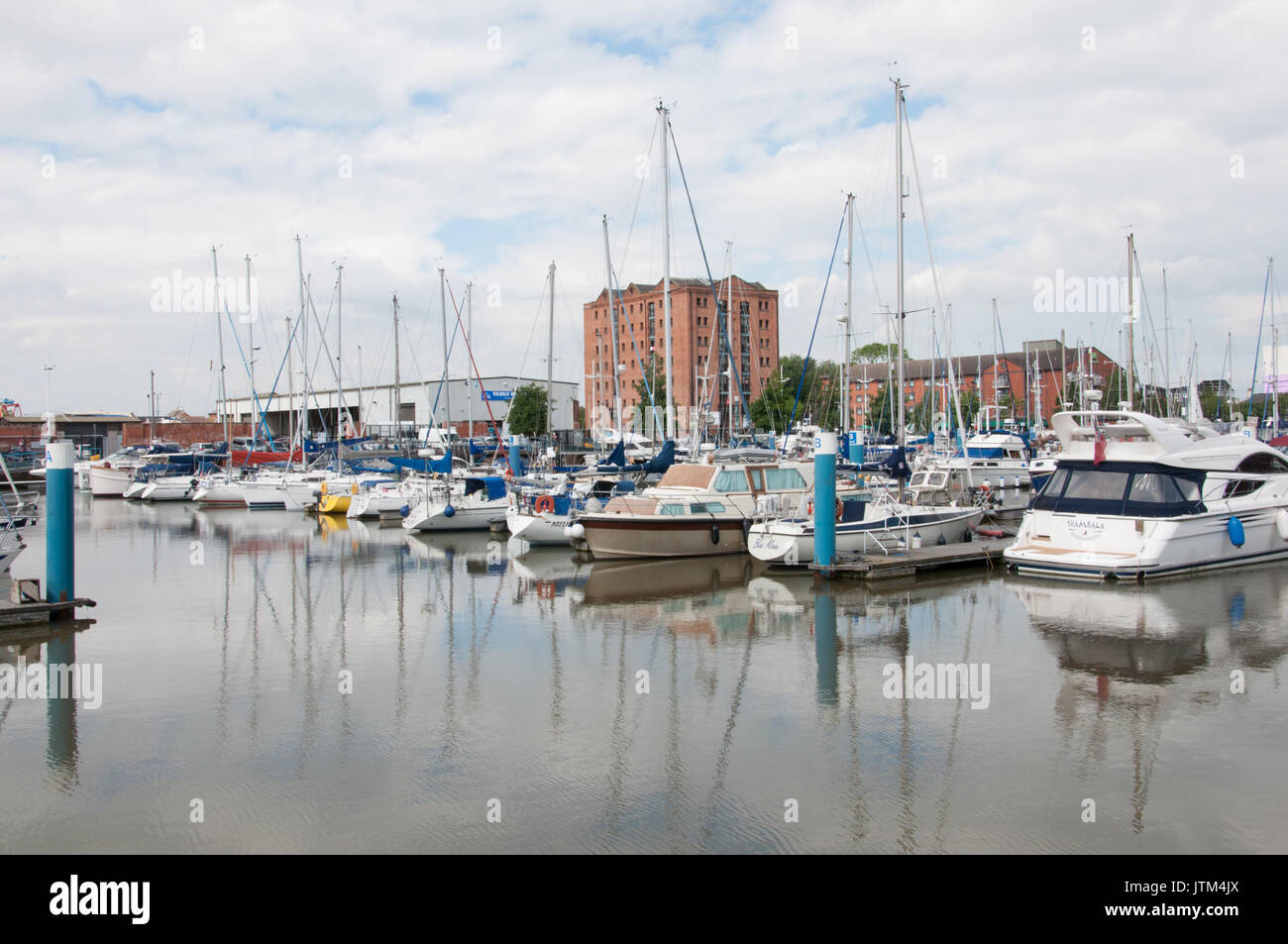 Hull uk hi-res stock photography and images - Alamy