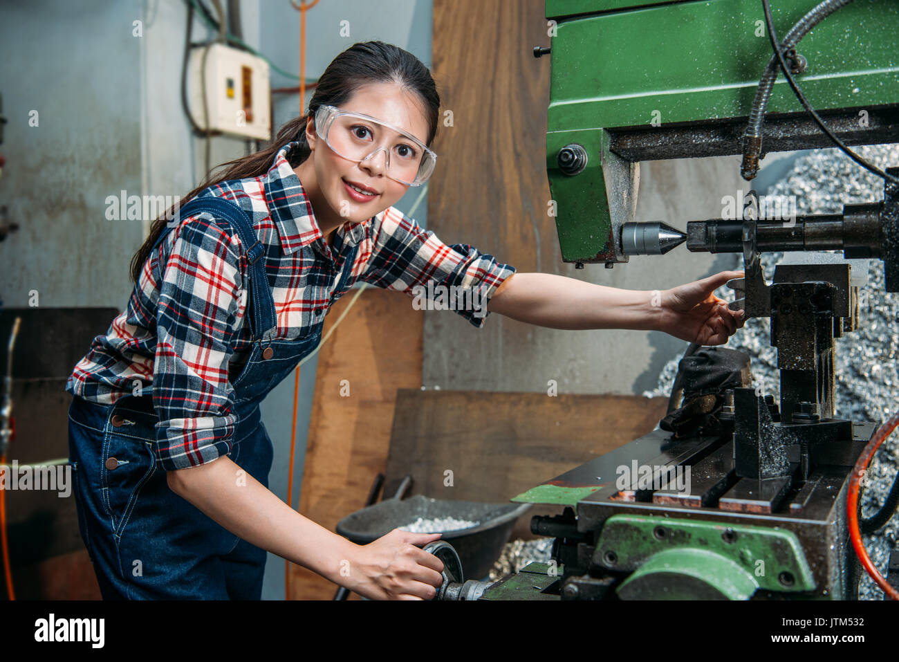 Components factory hi-res stock photography and images - Alamy