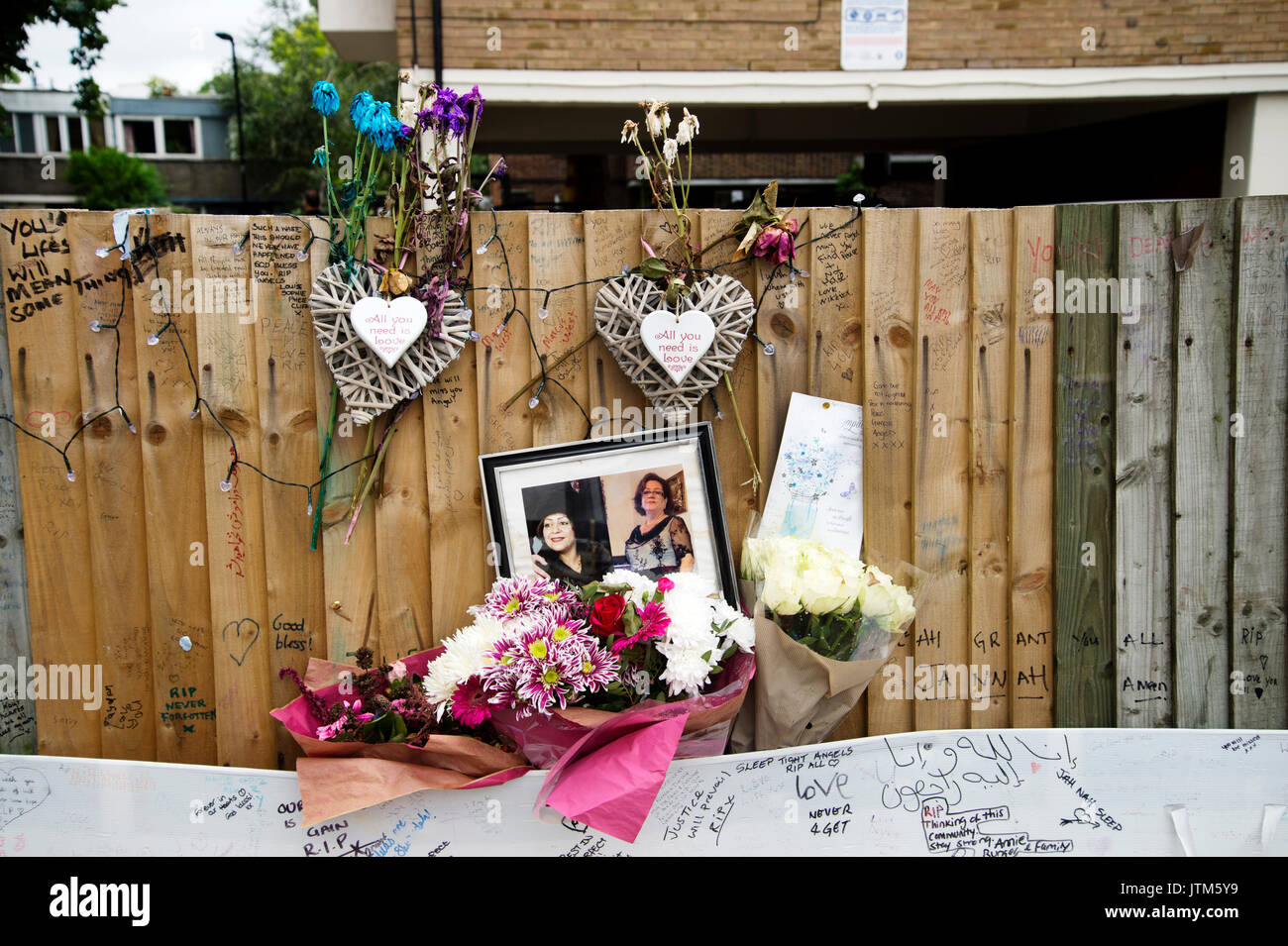 Grenfell Tower, West London. Aftermath of the tragedy. Memorial to ...
