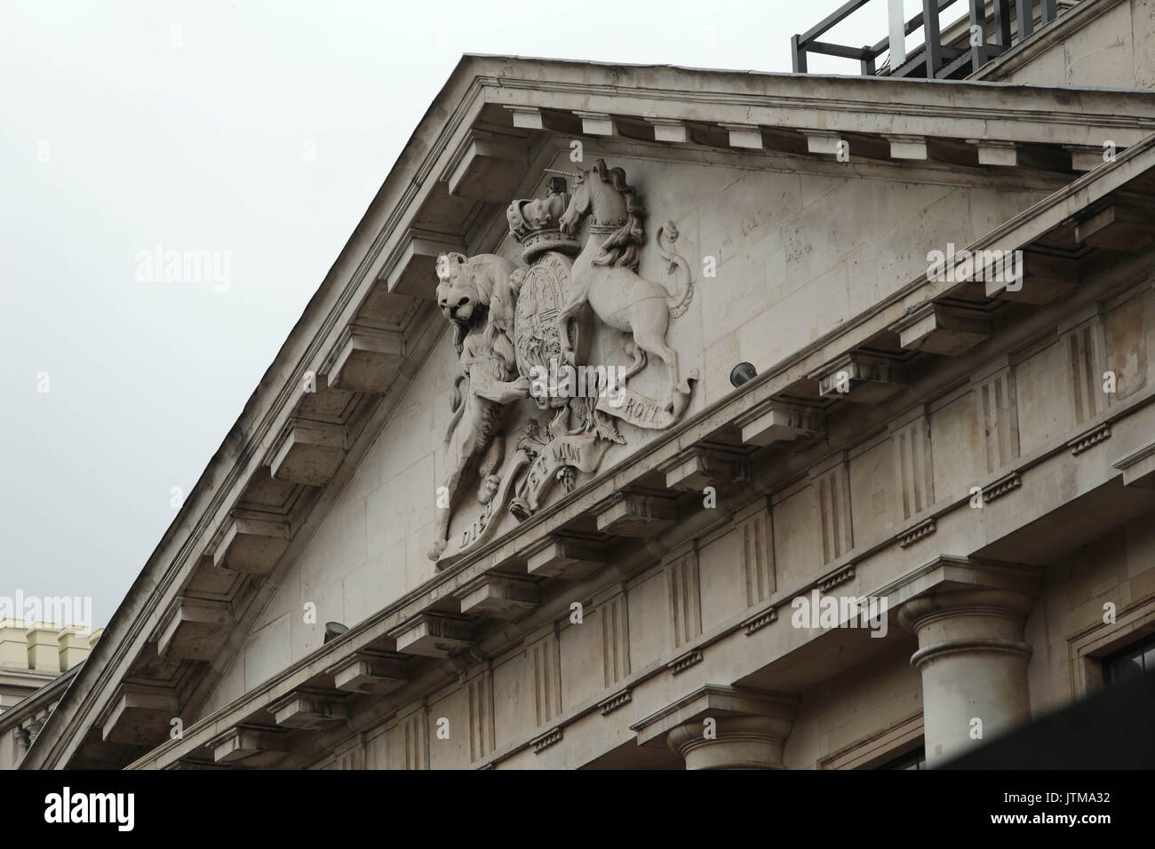 The british royal mint building hi-res stock photography and images - Alamy