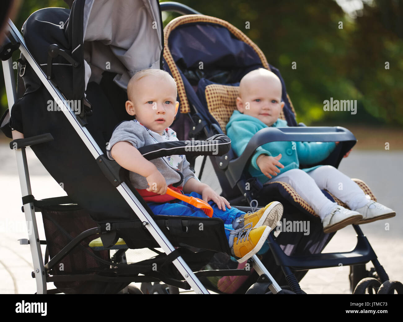 Female strollers hi-res stock photography and images - Alamy