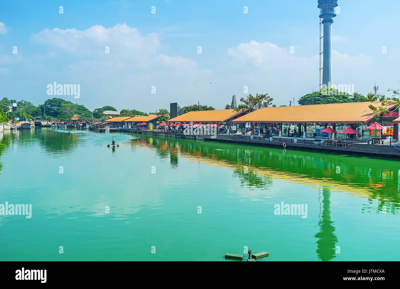 Pavilions of Pettah Floating Markets reflect in waters of Beira lake, Colombo, Sri Lanka Stock ...