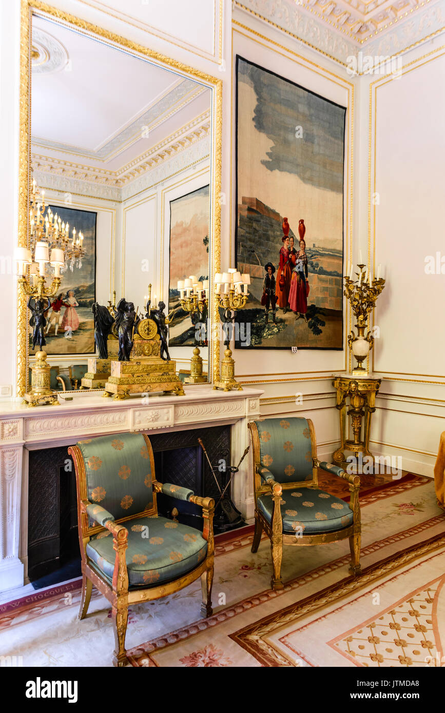 Palais Royal Brussels High Resolution Stock Photography and Images - Alamy