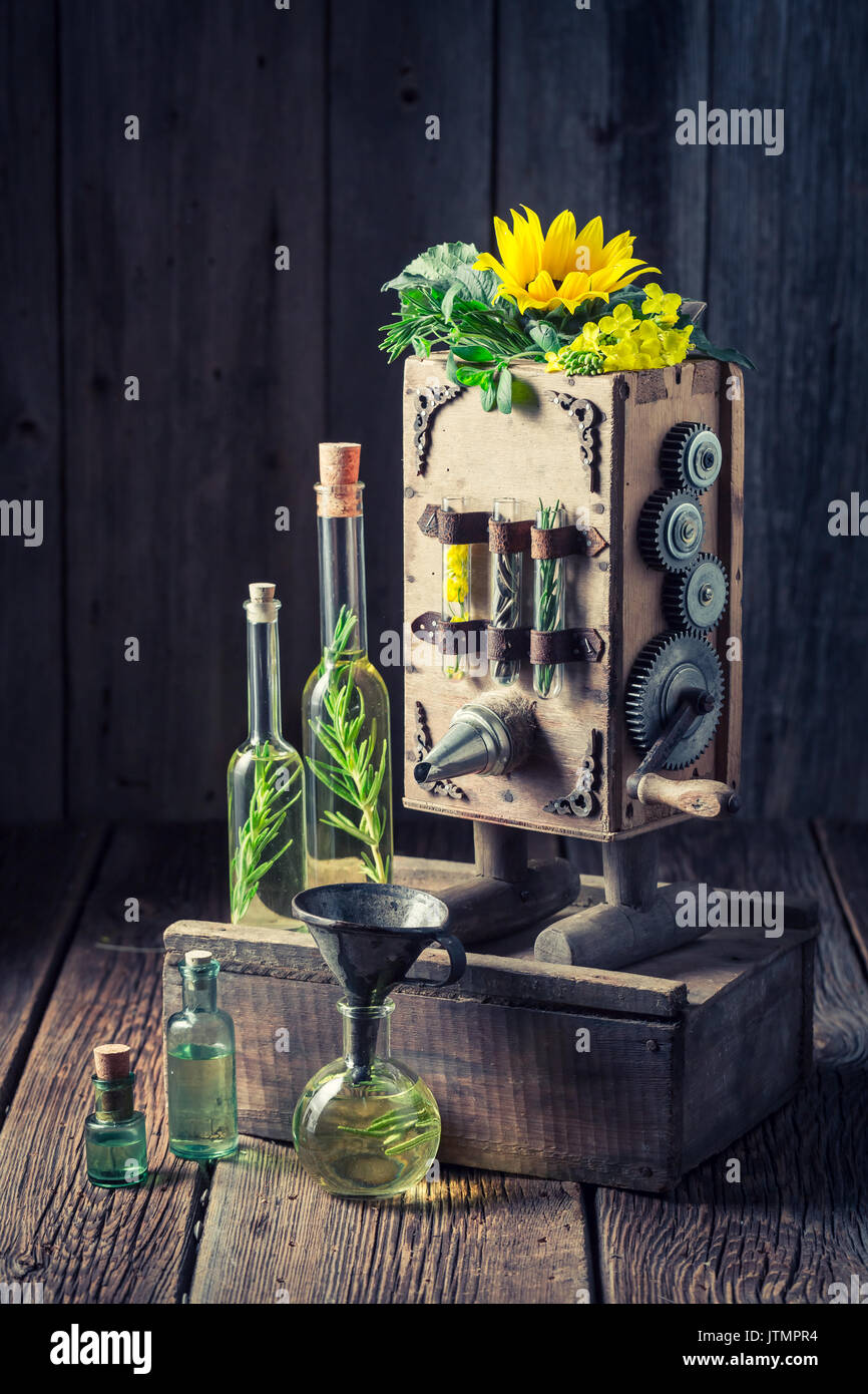 Old homemade extraordinary machine hi-res stock photography and images ...