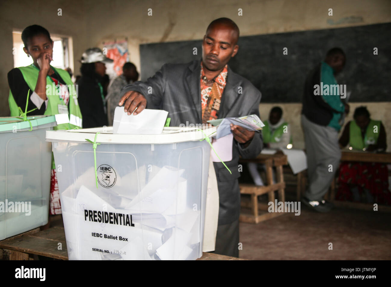Kenyan voters hi-res stock photography and images - Alamy