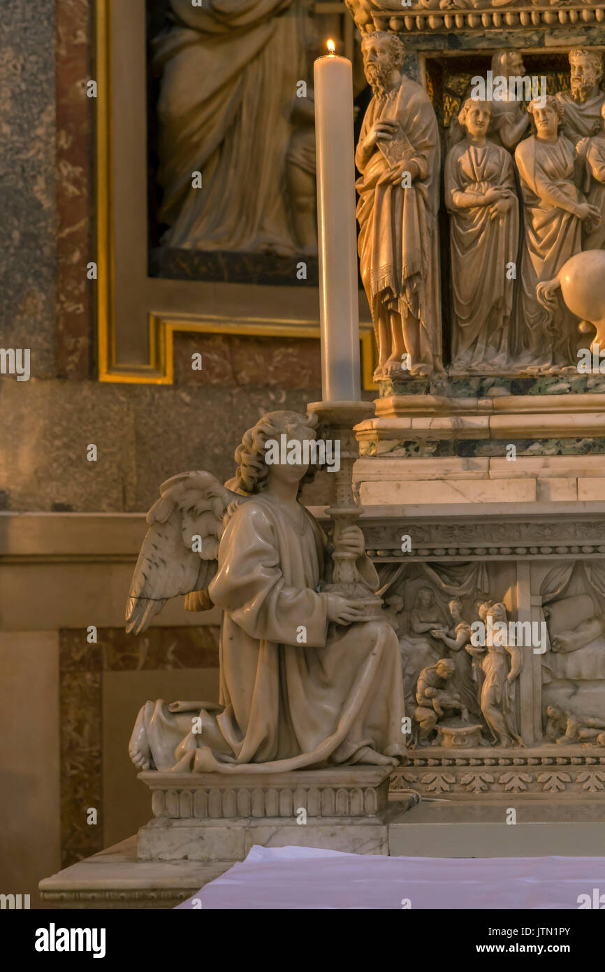 Basilica san domenico, bologna hi-res stock photography and images - Alamy