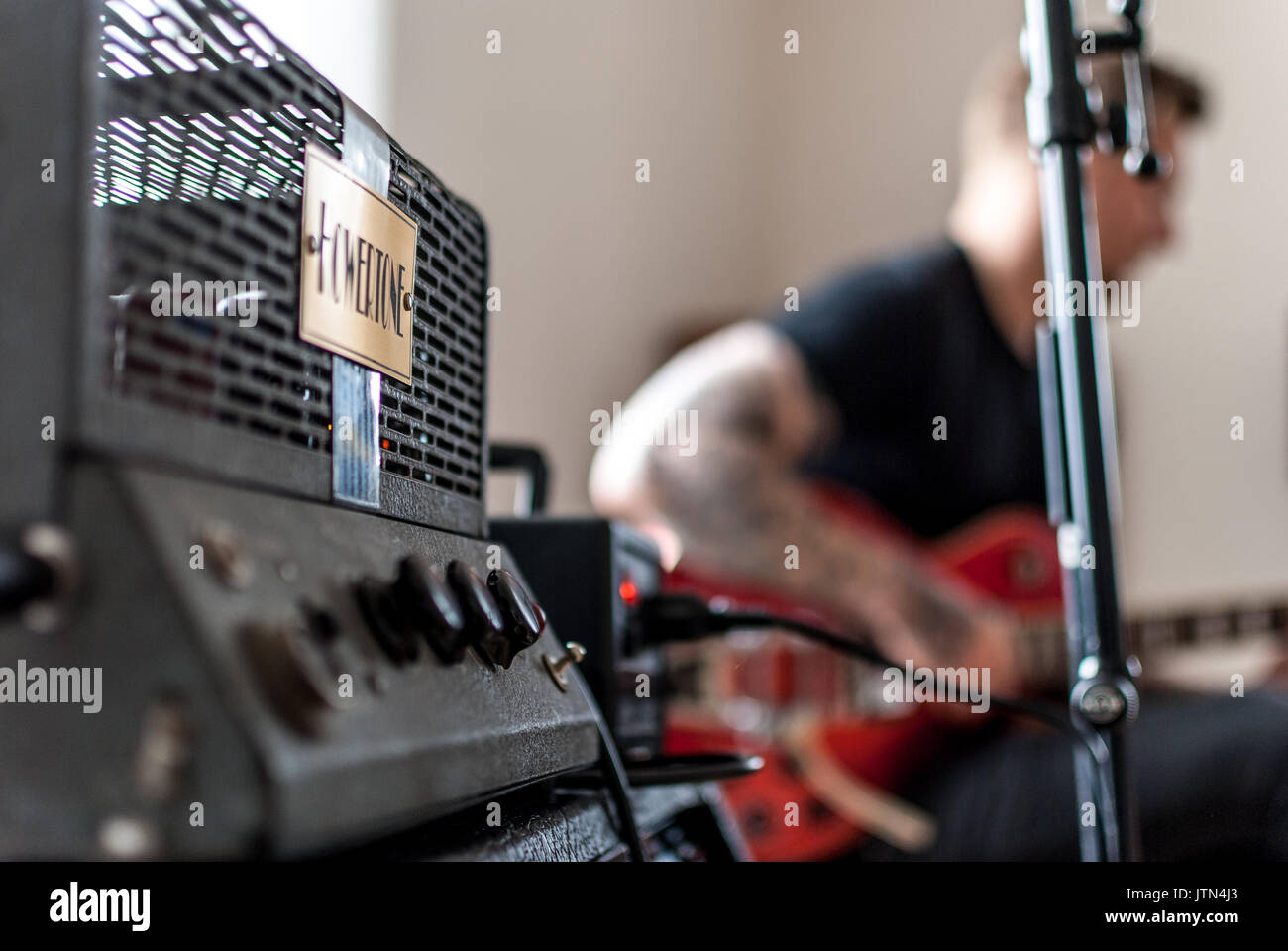 Recording session hi-res stock photography and images - Alamy