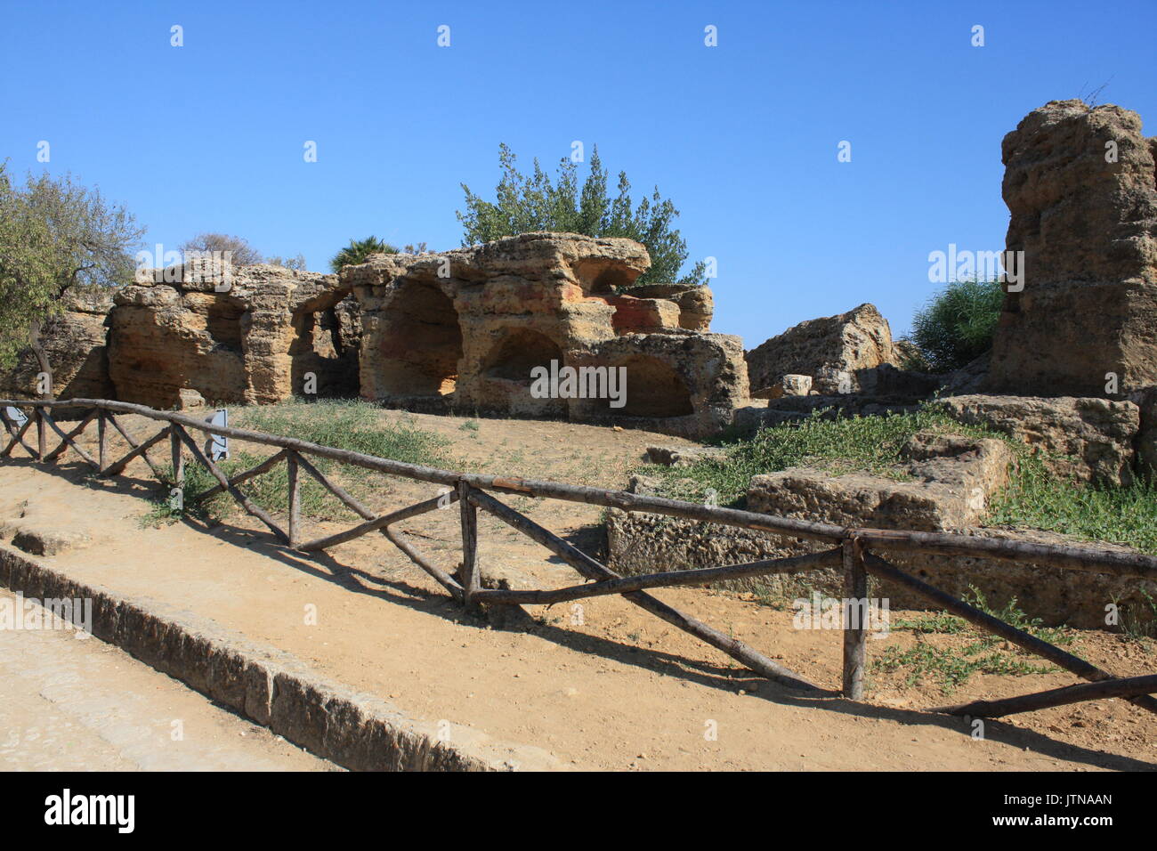 Aged visit museum italy hi-res stock photography and images - Alamy