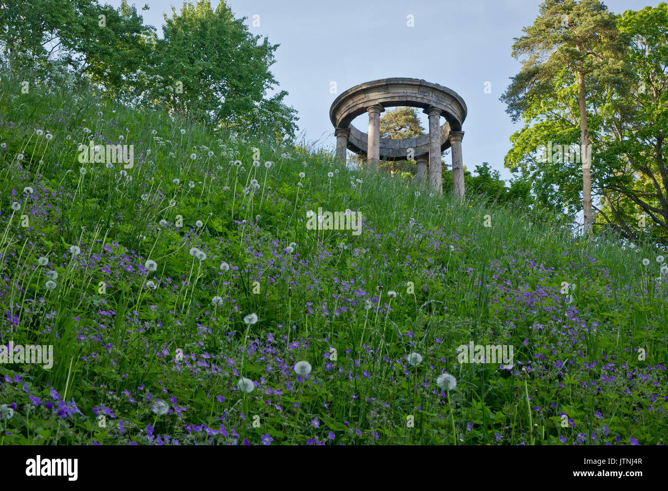 Natural stone rotunda hi-res stock photography and images - Alamy