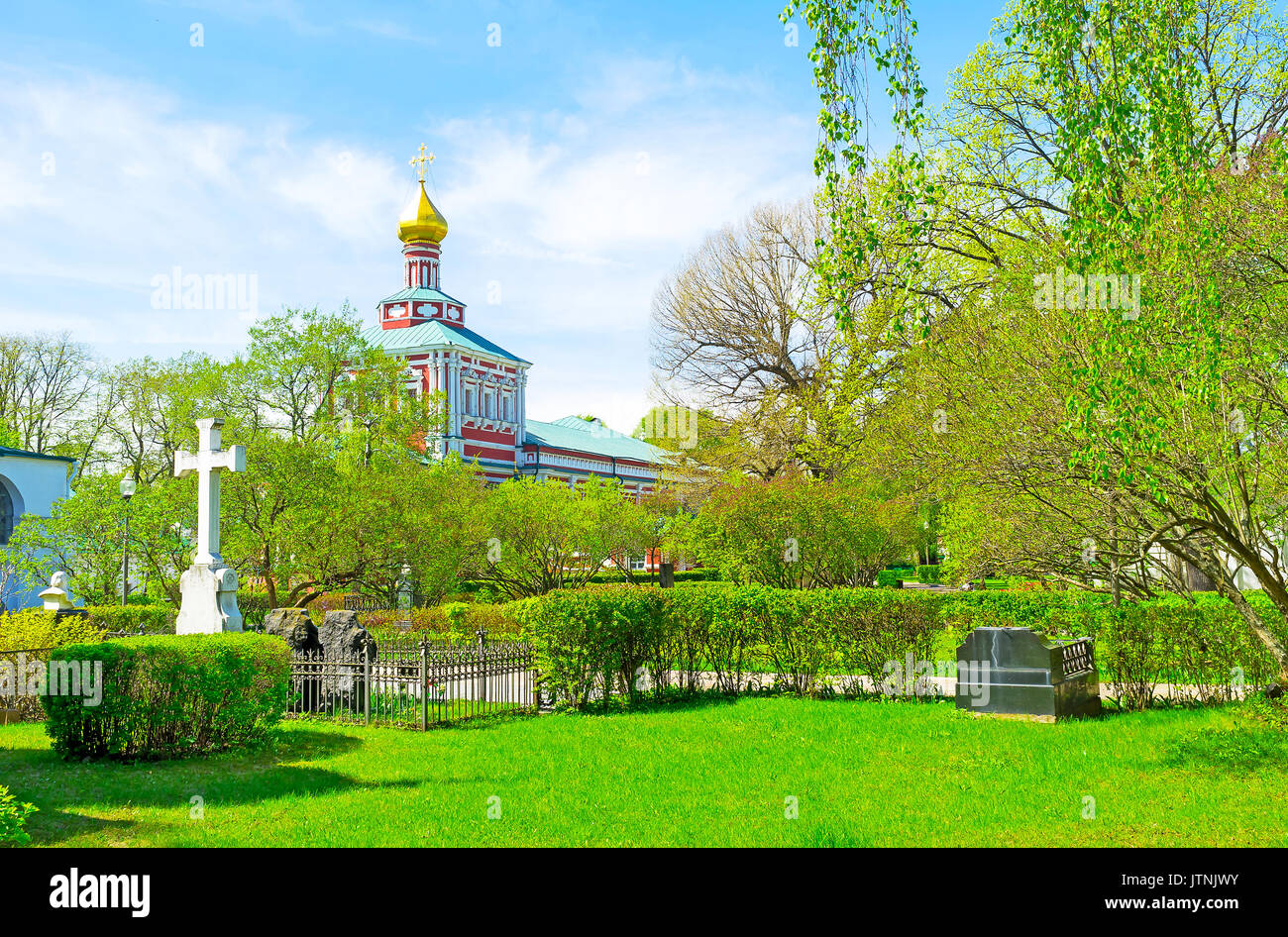 Novodevichy cemetery hi-res stock photography and images - Alamy