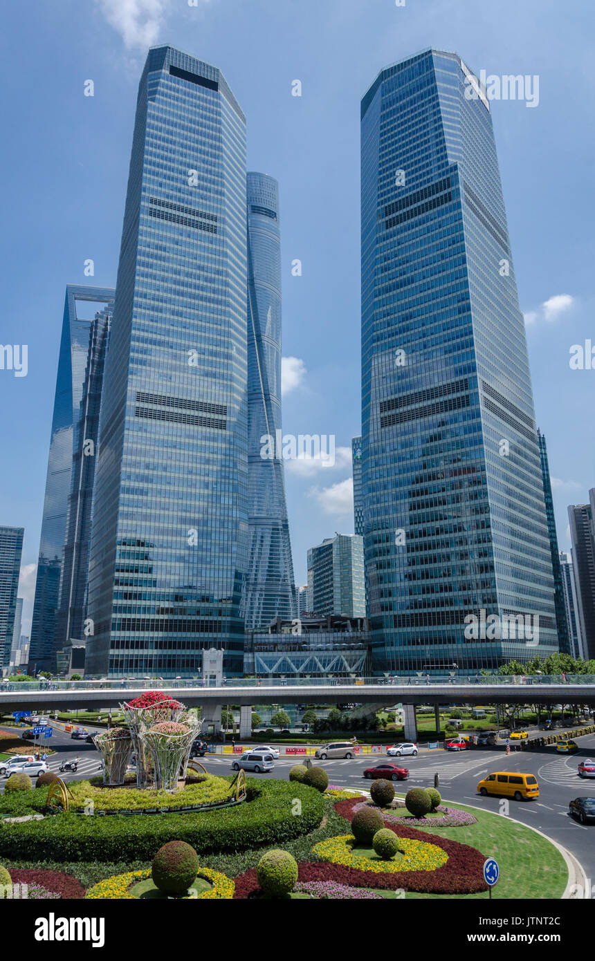 China skyscrapers hi-res stock photography and images - Alamy