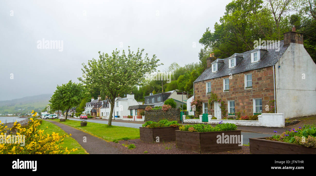 Lochcarron village hi-res stock photography and images - Alamy