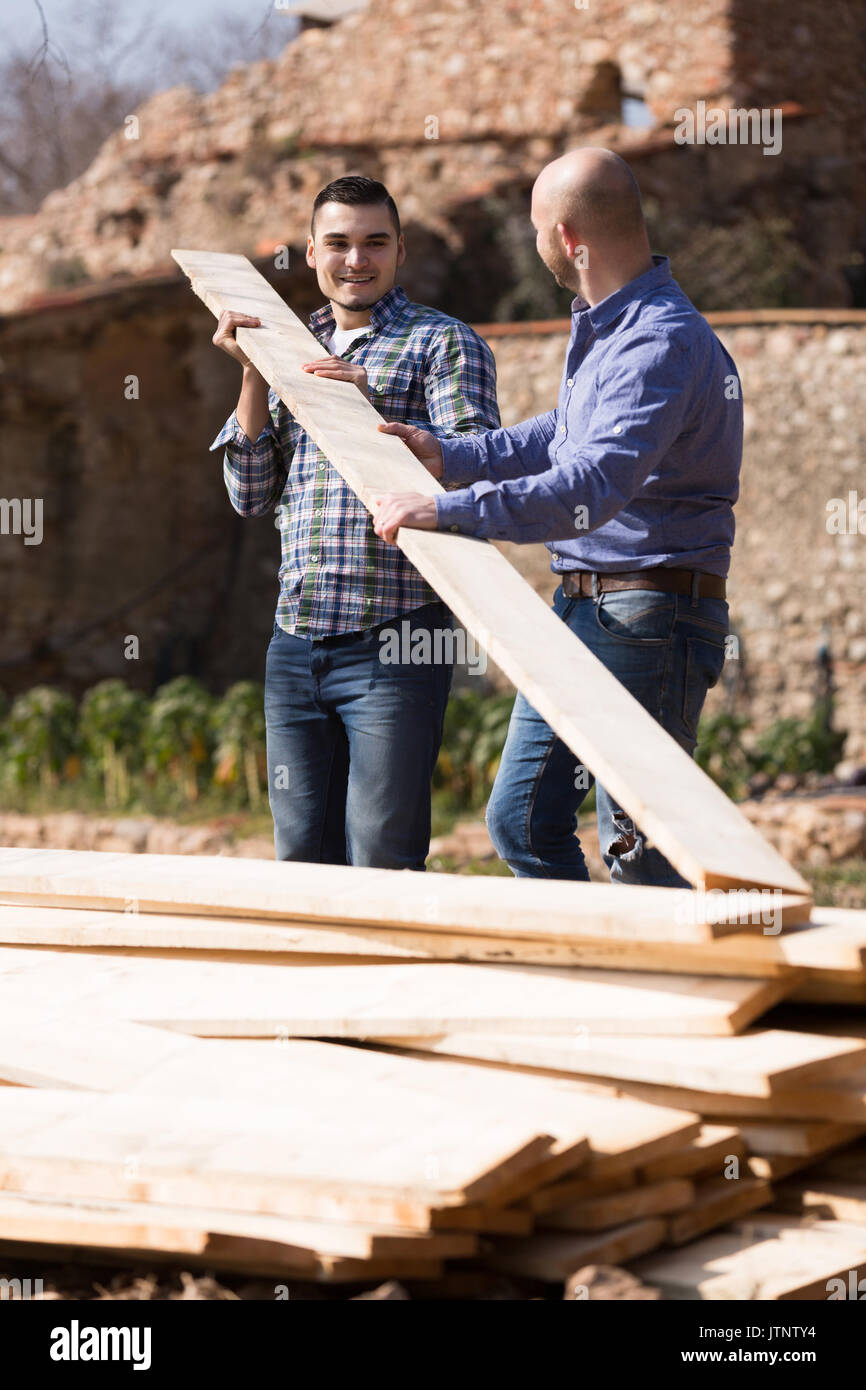 Ordinary farm building hi-res stock photography and images - Alamy