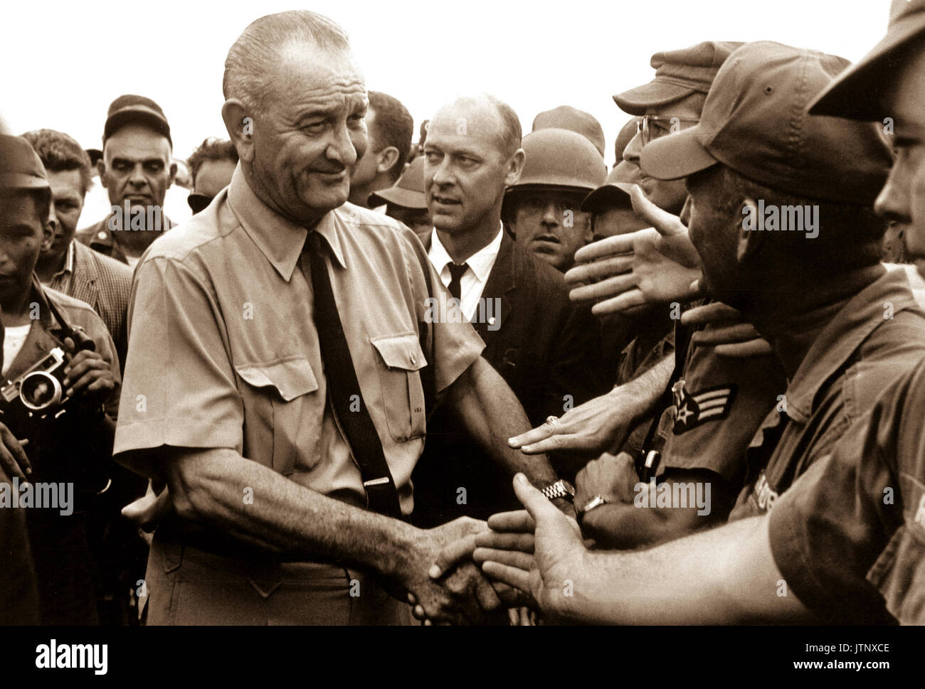 President Lyndon B. Johnson greets American troops in Vietnam, 1966 ...