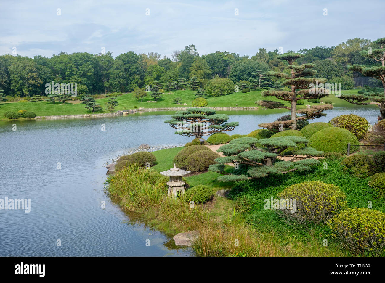 Old japanese garden stone lantern hi-res stock photography and images ...