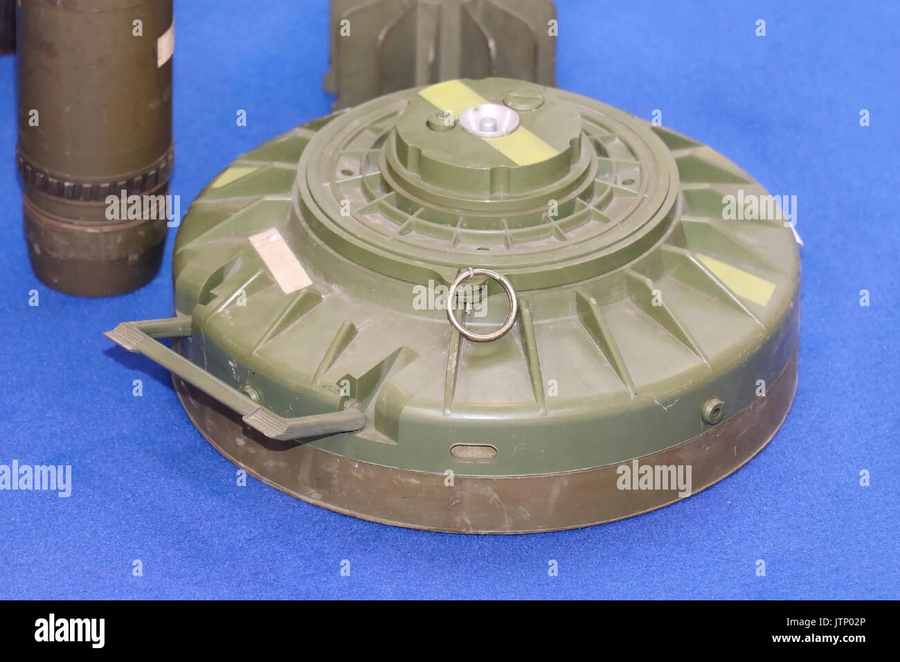 Mine landmine hi-res stock photography and images - Alamy