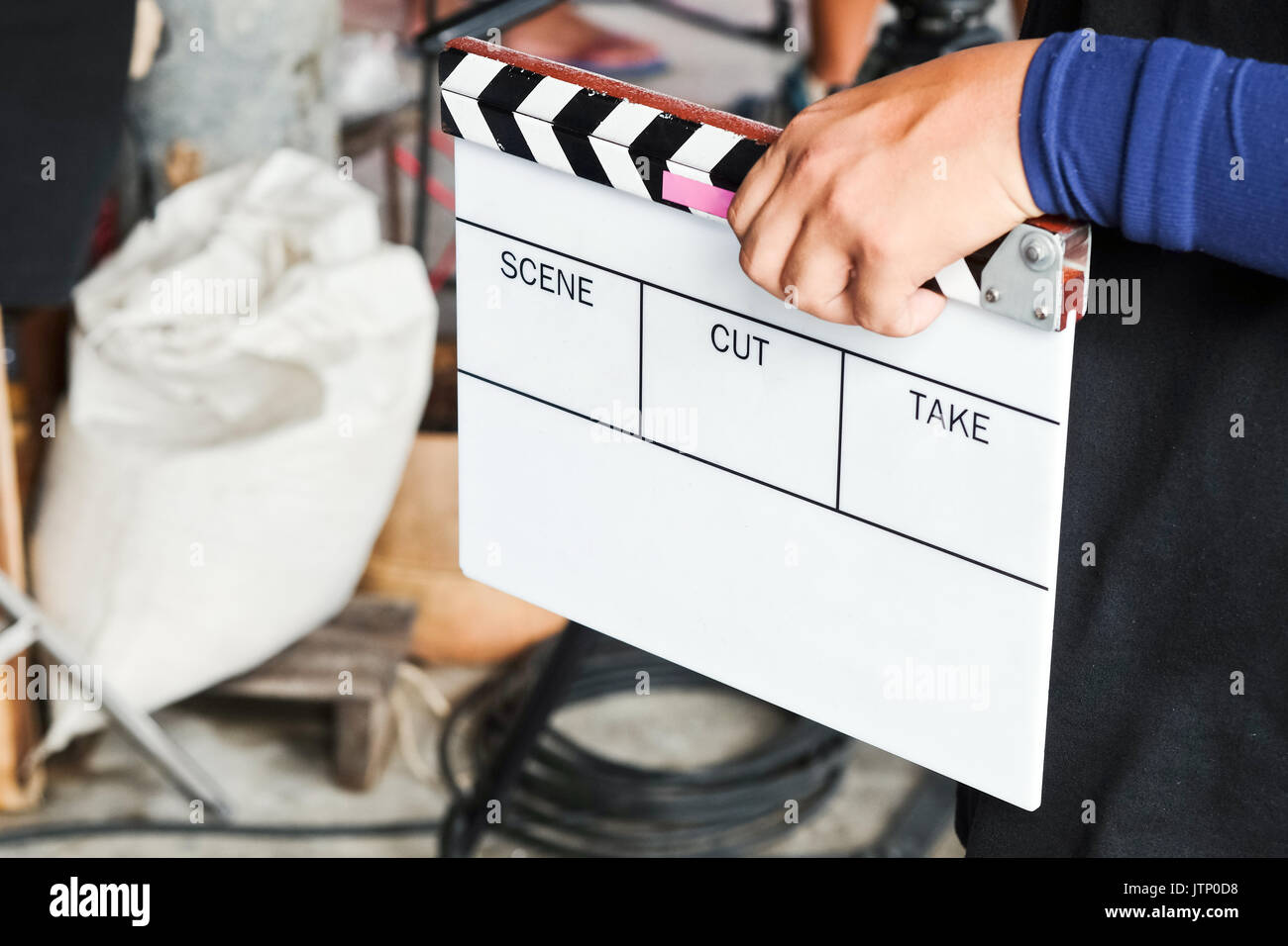 Clapperboard crew hi-res stock photography and images - Alamy
