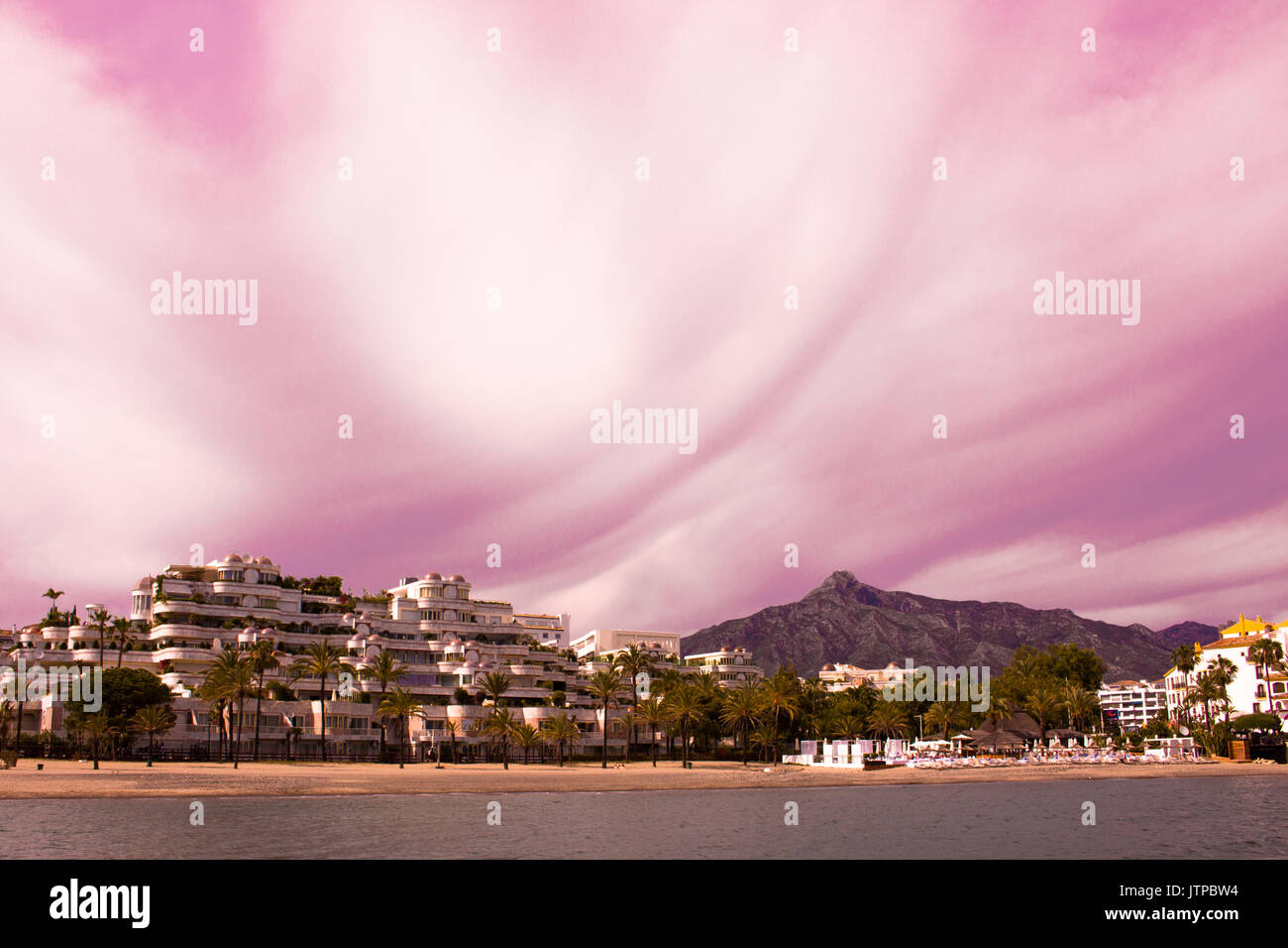 Marbella nightlife hi-res stock photography and images - Alamy