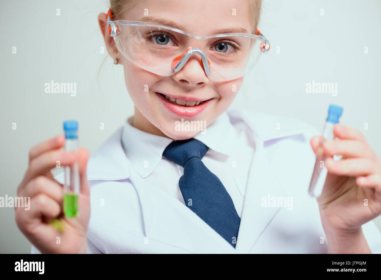 Safety goggles student hi-res stock photography and images - Alamy