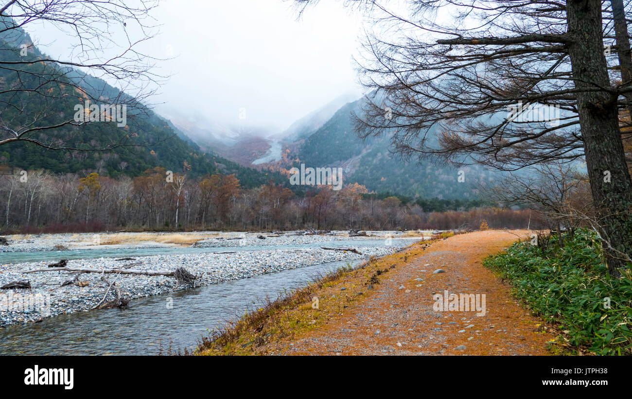 Kamikochi national park autumn japan hi-res stock photography and ...